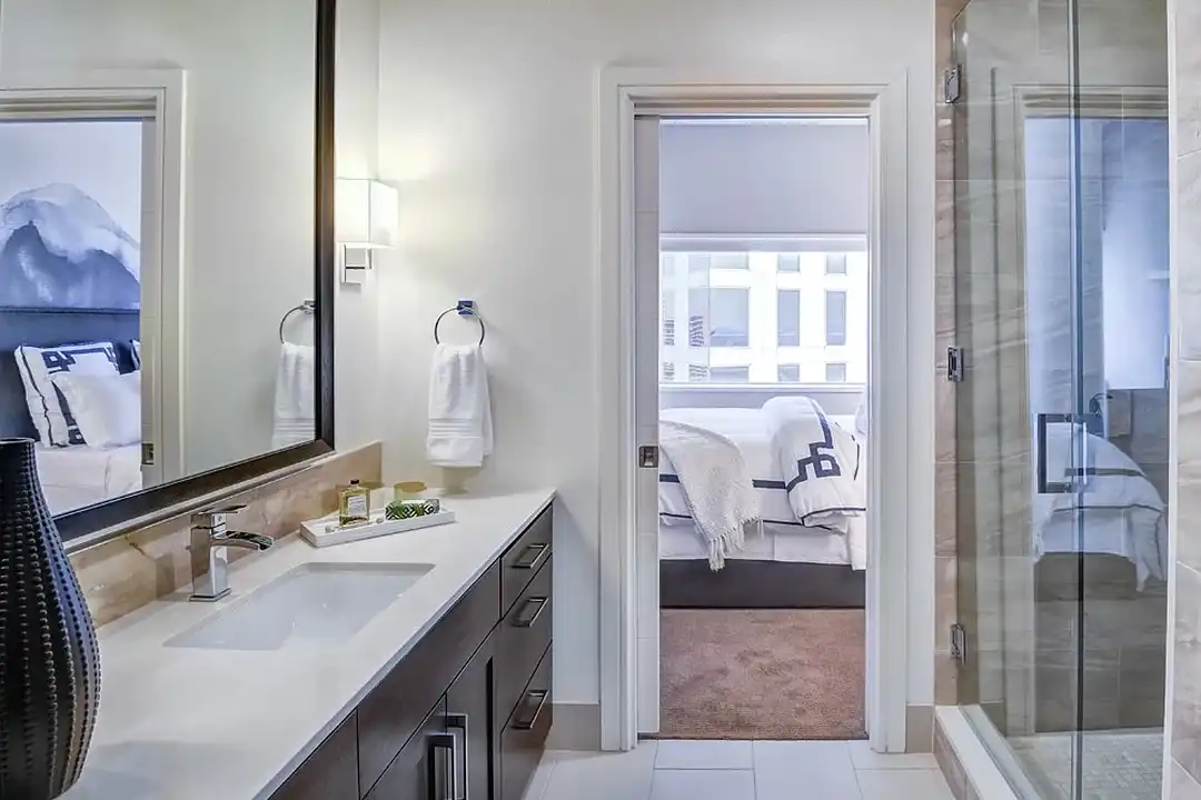 One Dallas Center - Dallas, TX 75201 | ApartmentGuide.com