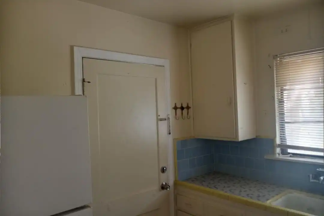 703 Spring St unit 611 2 - Del Rio, TX 78840 | ApartmentGuide.com