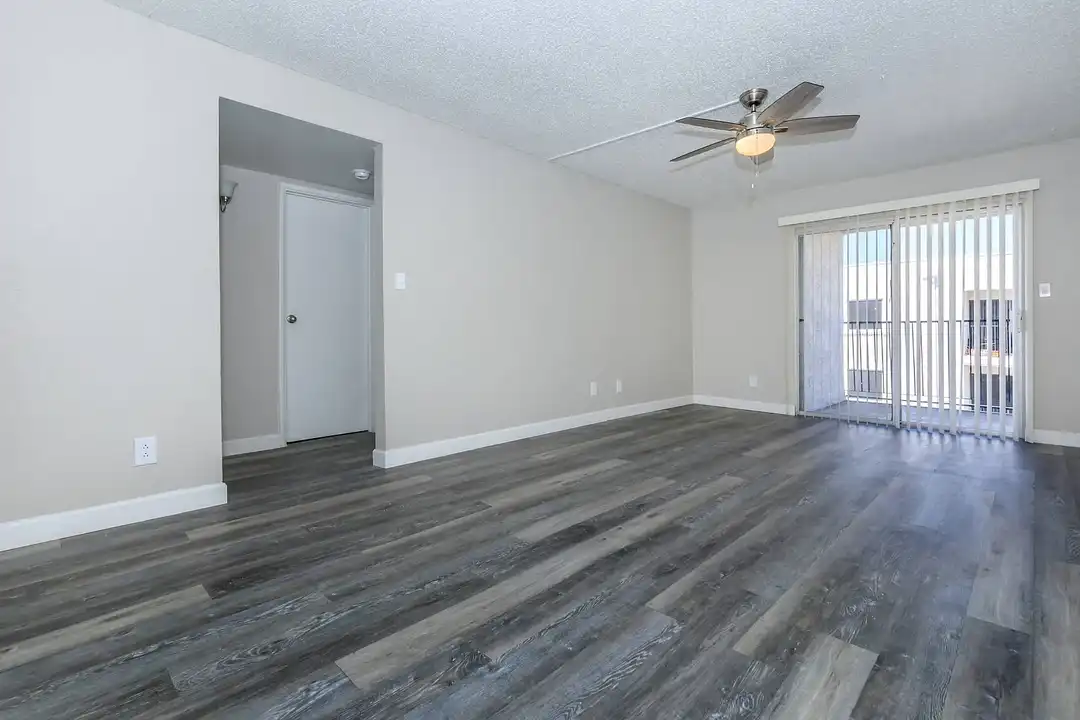 Solmere Phoenix - Glendale, AZ 85302 | ApartmentGuide.com