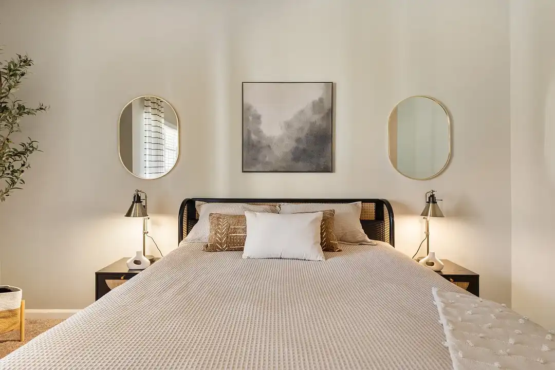Fieldstone at Glenwood Crossing - Cincinnati, OH 45215 | ApartmentGuide.com