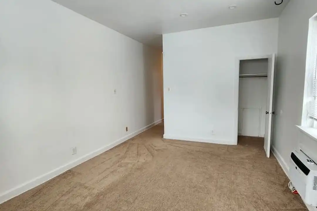 19 S Weymouth Ave unit 2B - Ventnor City, NJ 08406 | ApartmentGuide.com