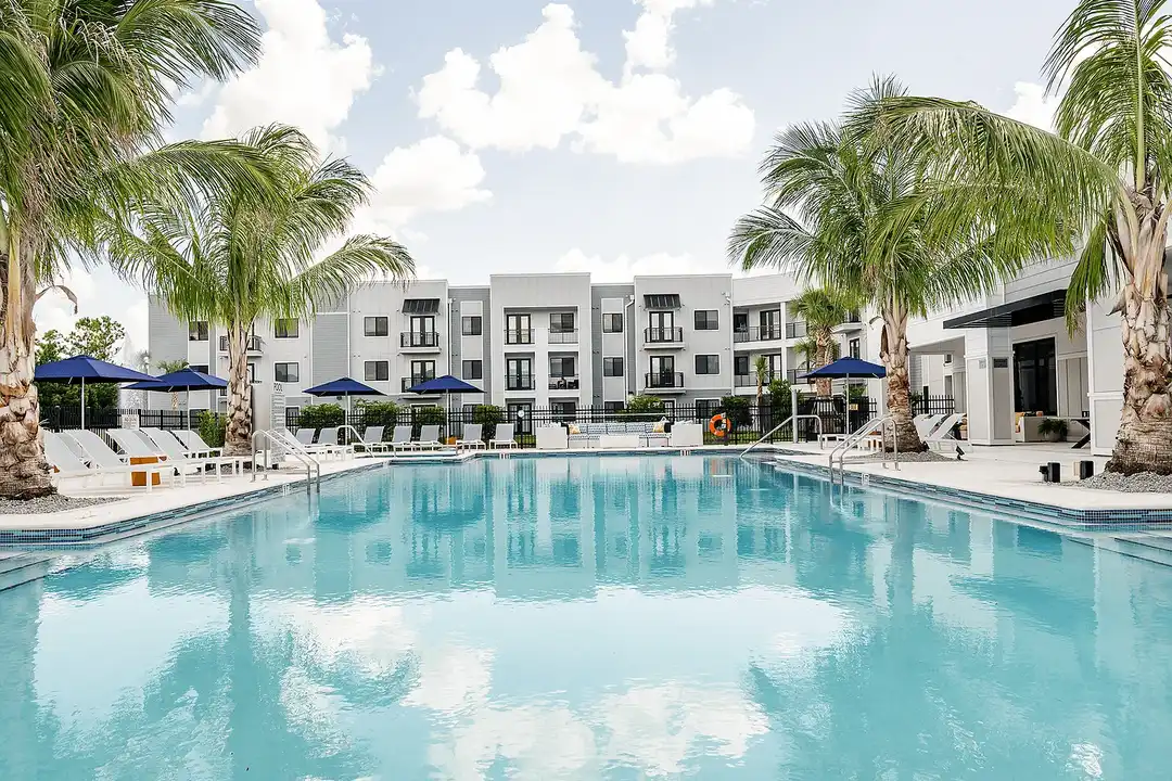 Marquee Square - Tampa, FL 33610 | ApartmentGuide.com