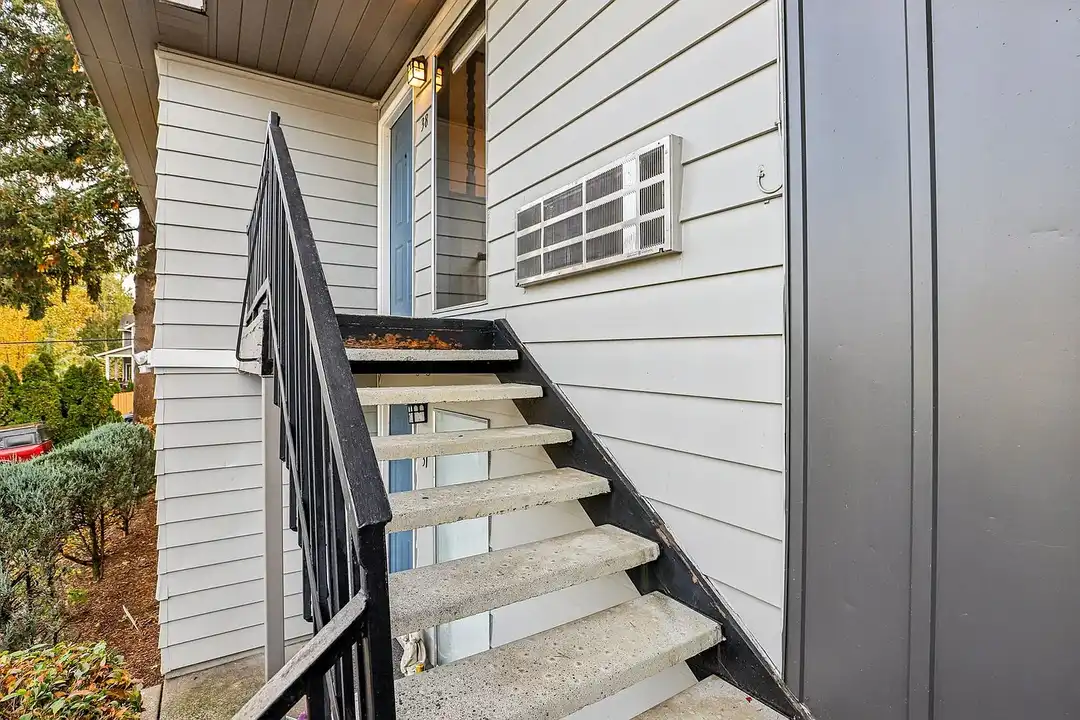 Cypress Crest Apartments - Tigard, OR 97223 | ApartmentGuide.com