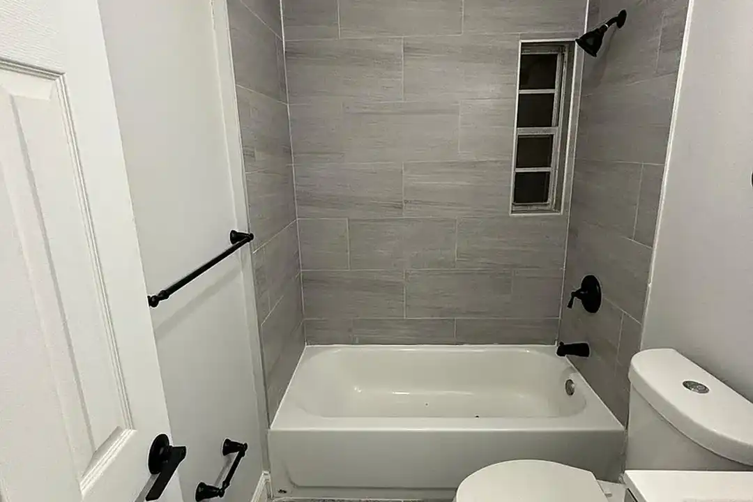 Jade Manor LP - Plainfield, NJ 07060 | ApartmentGuide.com