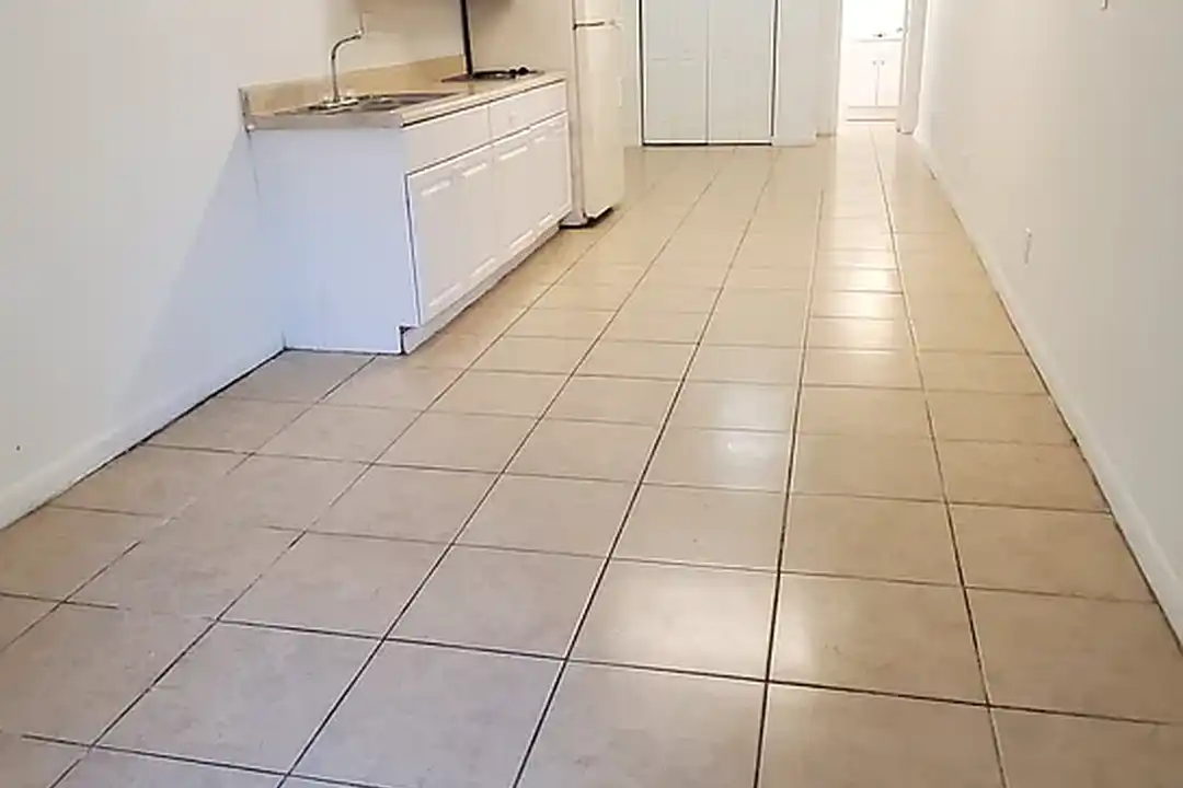 University Place Apartments - Jacksonville, FL 32277 | ApartmentGuide.com