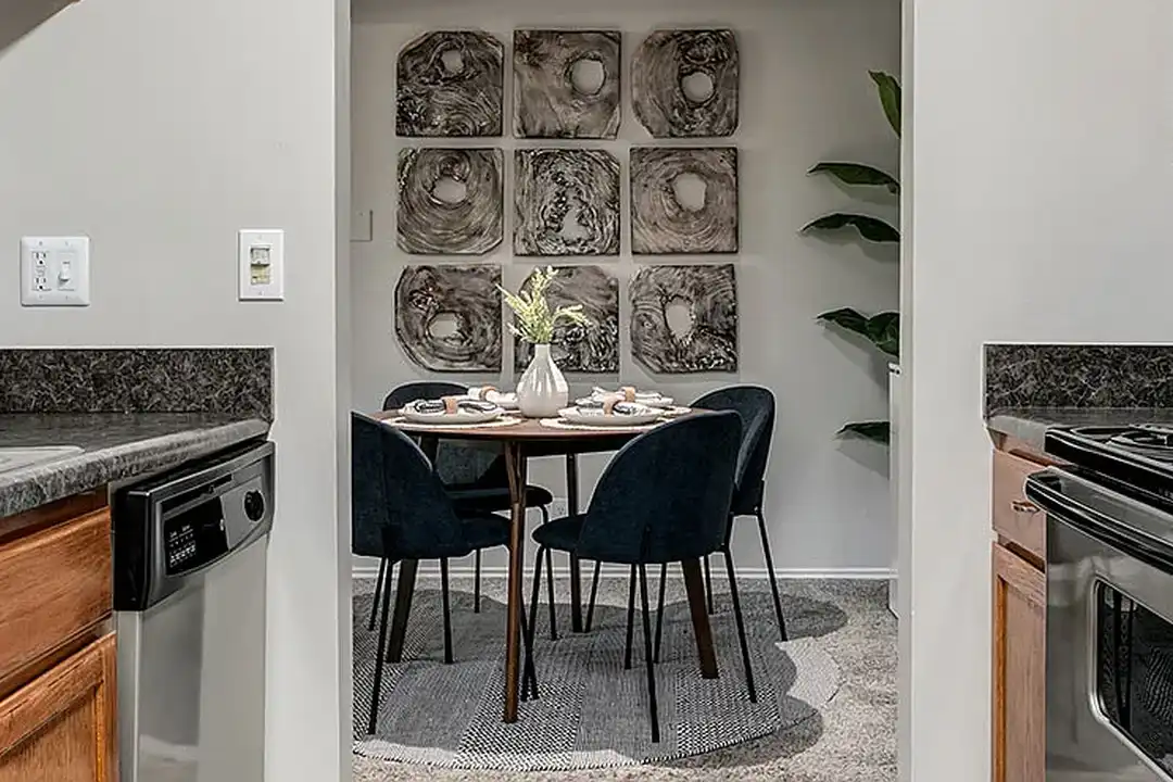 Woodview Apartments - Kansas City, KS 66103 | ApartmentGuide.com