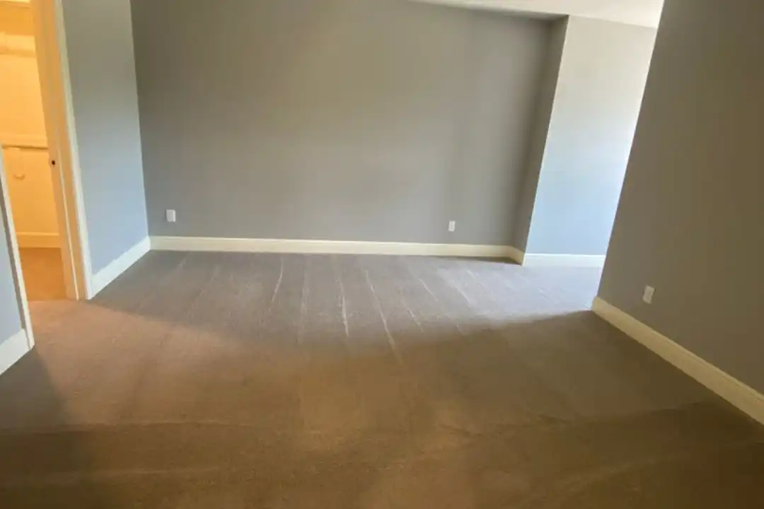 9021 Sandra Wy unit 9021 - Barling, AR 72923 | ApartmentGuide.com