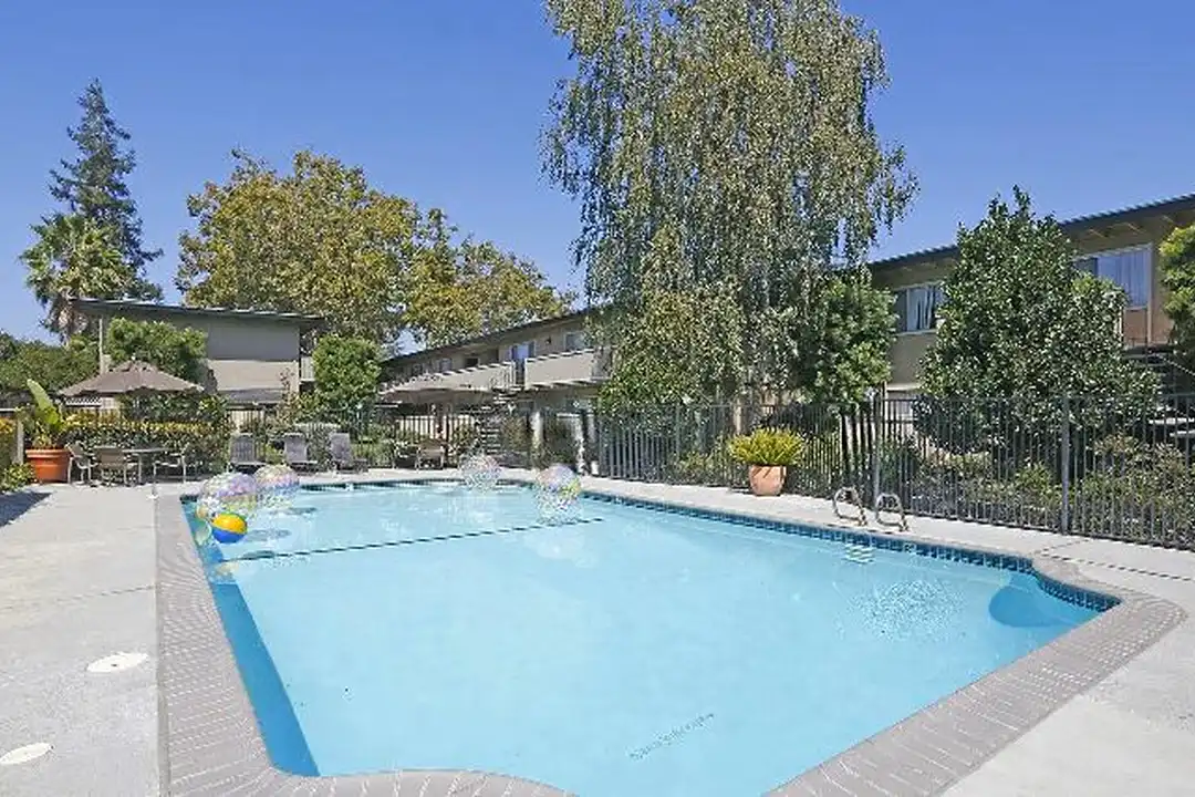398 Boynton Ave - San Jose, CA 95117 | ApartmentGuide.com
