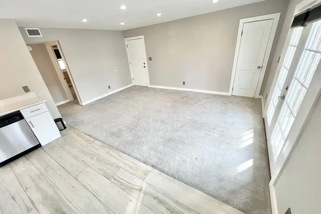 Meridian Apartments - Norfolk, VA 23502 | ApartmentGuide.com