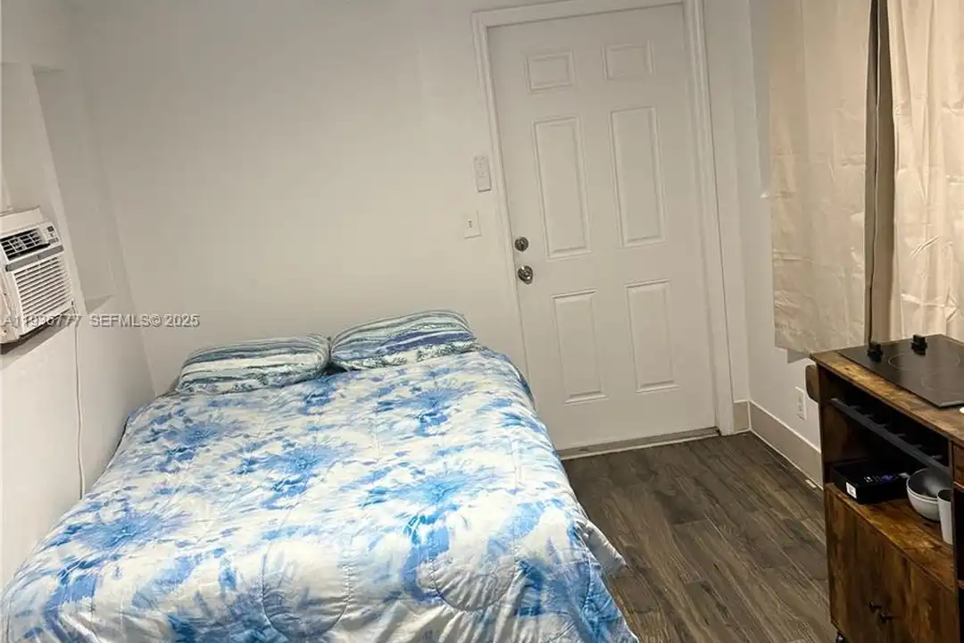 2315 Cleveland St unit 0 - Hollywood, FL 33020 | ApartmentGuide.com