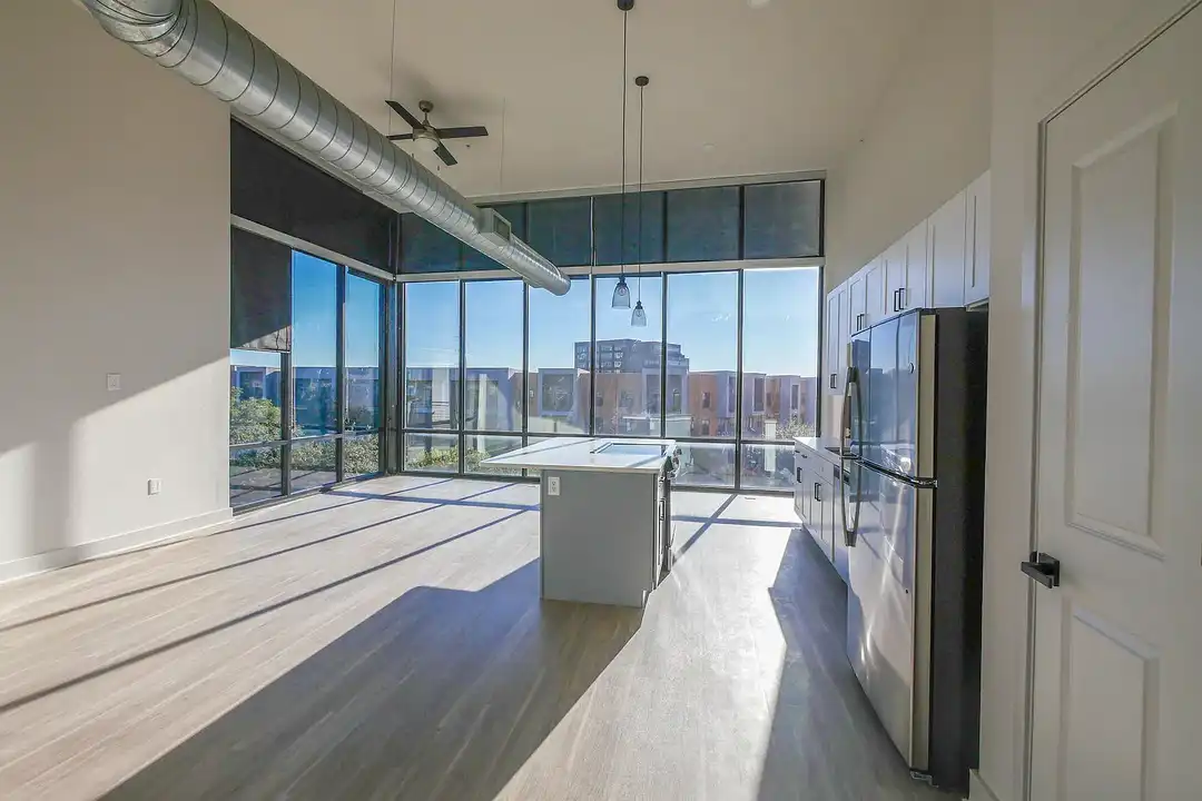 The Adelphi - Dallas, TX 75207 | ApartmentGuide.com