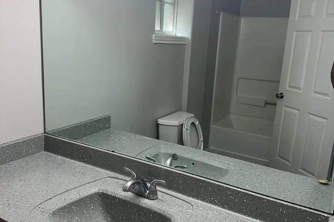 2405 Hibiscus Ave unit 07 - McAllen, TX 78501 | ApartmentGuide.com