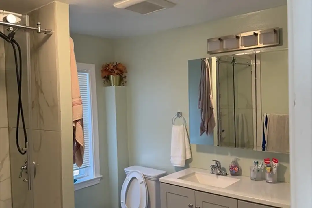 30 Chestnut St unit 1 - Framingham, MA 01701 | ApartmentGuide.com