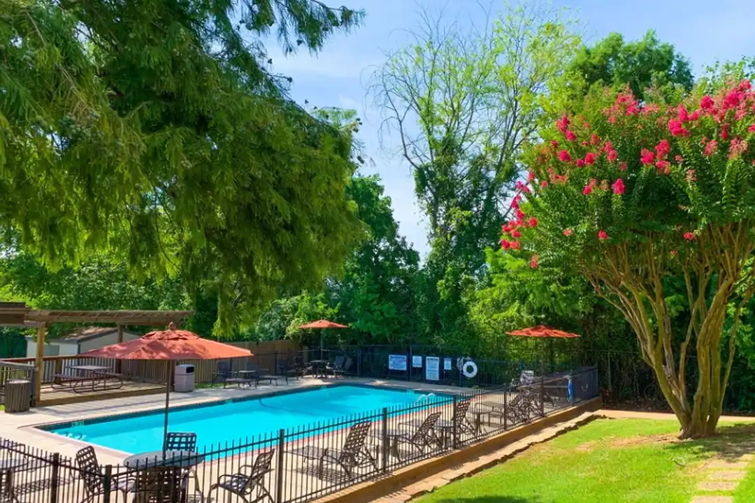 The Fairways of Longview - Longview, TX 75605 | ApartmentGuide.com