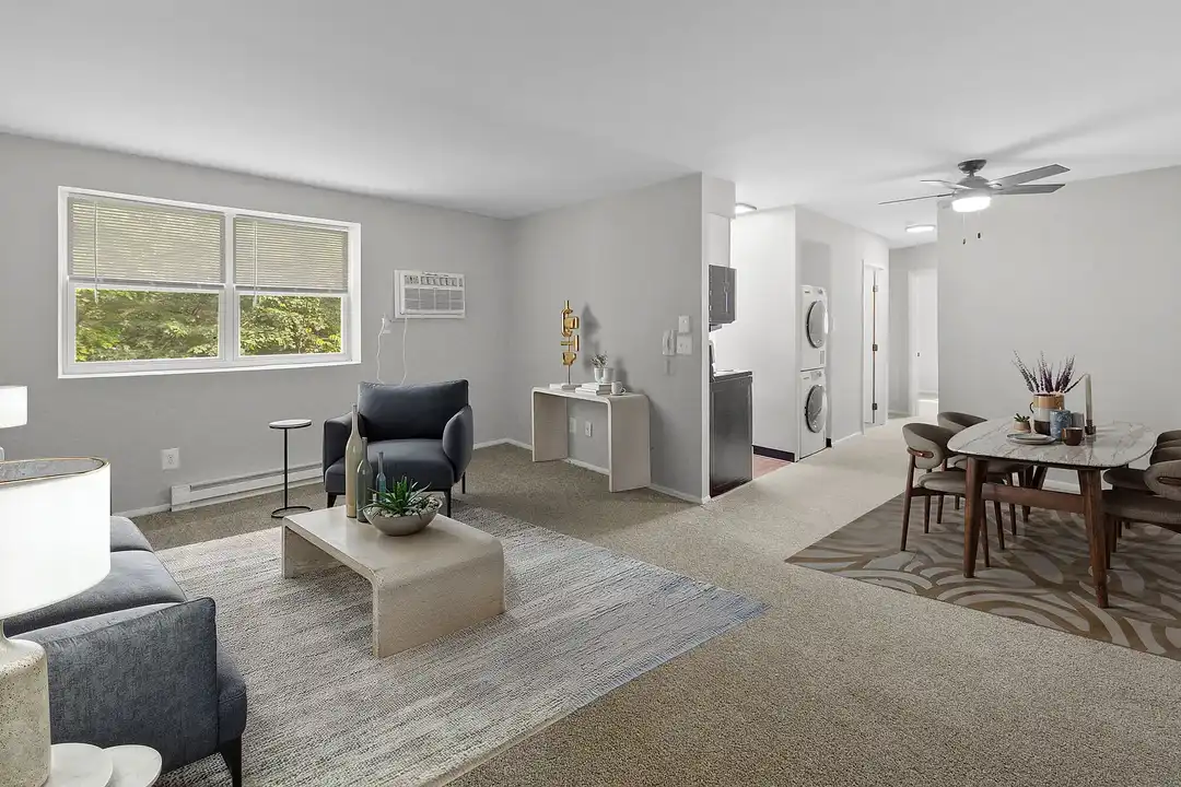 Lehigh Square - Allentown, PA 18103 | ApartmentGuide.com