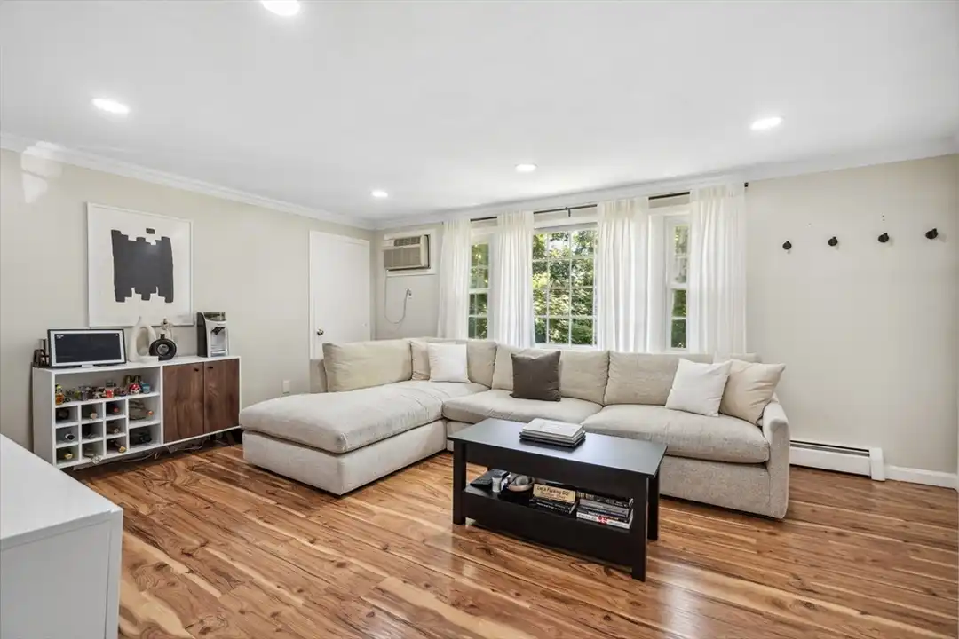 13 Myles Standish Dr unit 3 - Haverhill, MA 01835 | ApartmentGuide.com