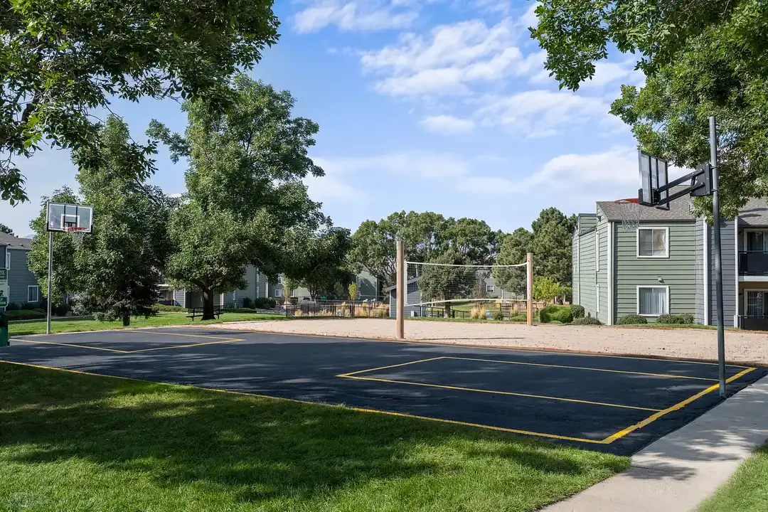 The Glen at Briargate - Colorado Springs, CO 80920 | ApartmentGuide.com