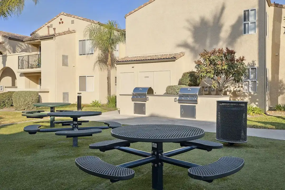 Shadow Ridge Apartments Simi Valley