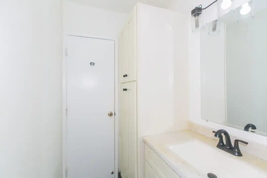 1215 Alexander St unit # 606 - Honolulu, HI 96826 | ApartmentGuide.com