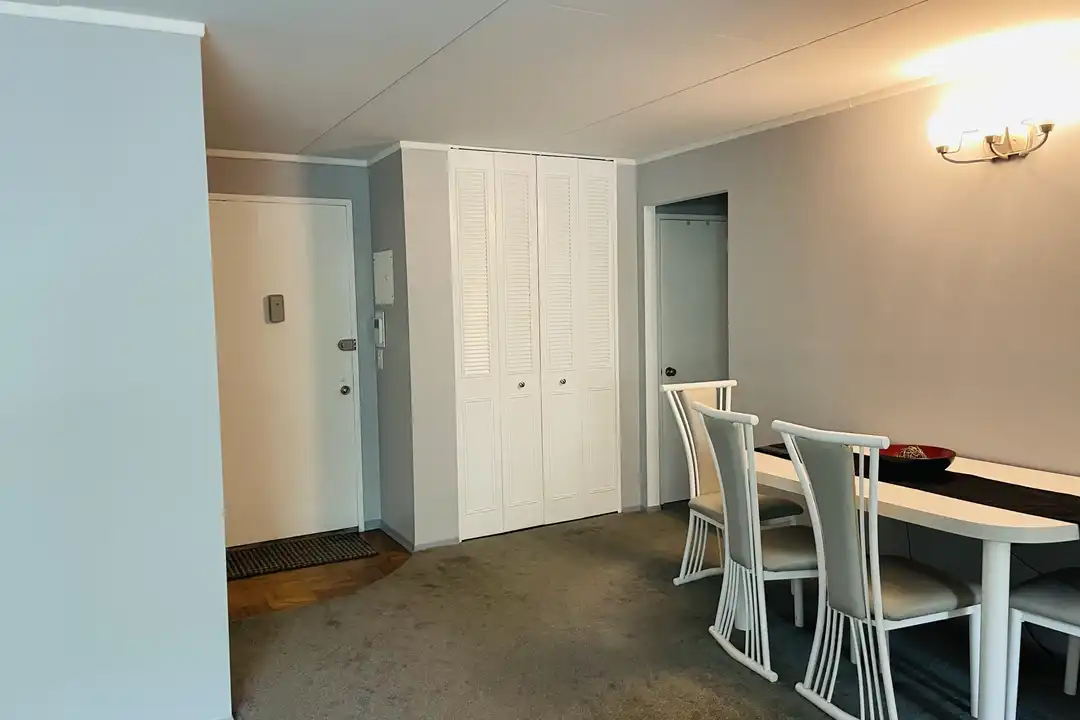 100 Clinton Ave unit 2n - Mineola, NY 11501 | ApartmentGuide.com
