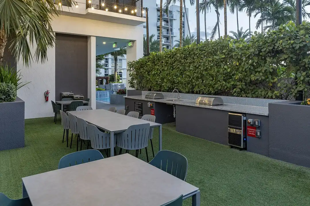 Maizon Brickell - Miami, FL 33130 | ApartmentGuide.com