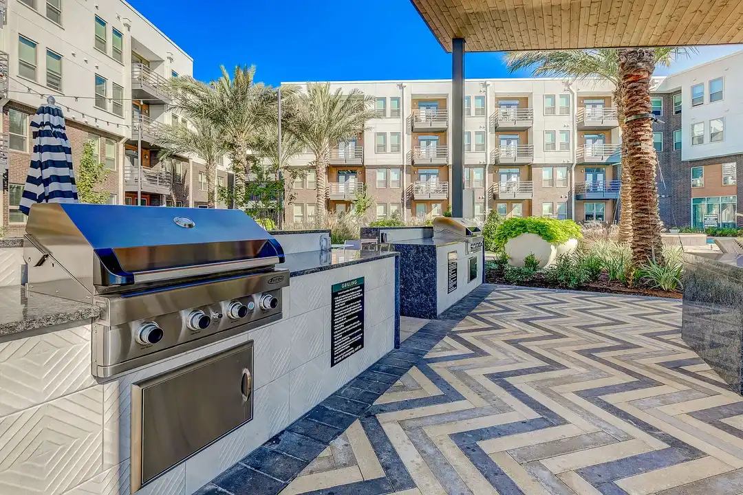 Encore Motif - Katy, TX 77494 | ApartmentGuide.com