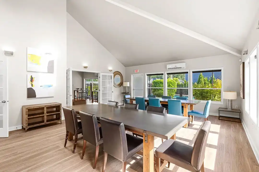 Avana Star Lake - Federal Way, WA 98003 | ApartmentGuide.com