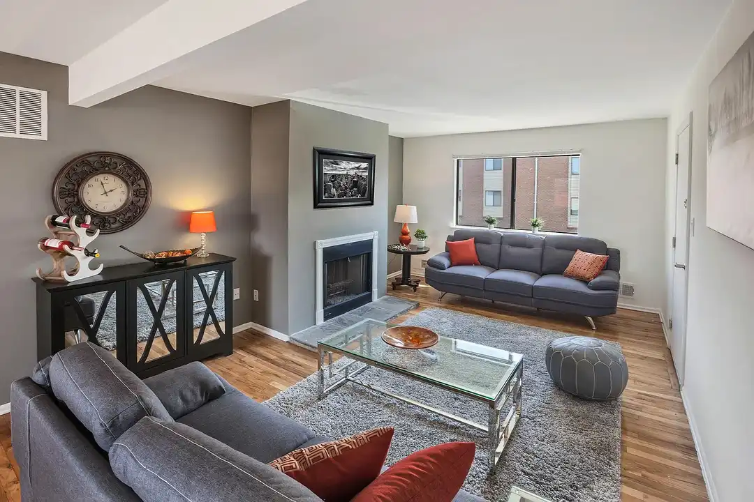 Overlook at Flanders - Flanders, NJ 07836 | ApartmentGuide.com