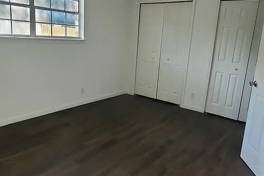 University Place Apartments - Jacksonville, FL 32277 | ApartmentGuide.com
