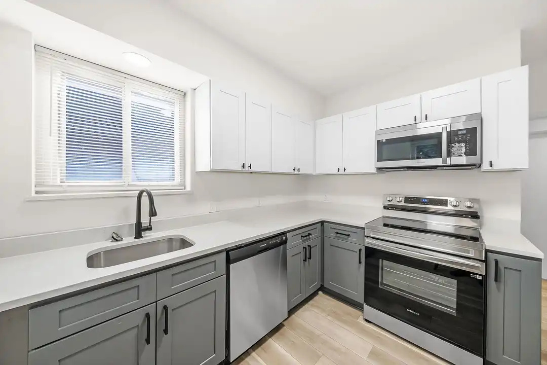 18975 Hilliard Blvd unit #1 - Rocky River, OH 44116 | ApartmentGuide.com
