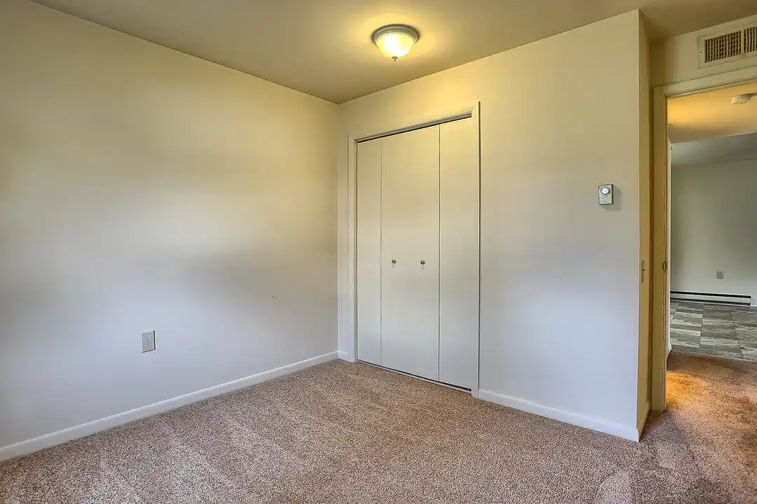 Laura Acres - Harrisburg, PA 17111 | ApartmentGuide.com