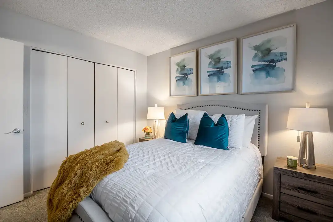 Villas de Azul - Phoenix, AZ 85035 | ApartmentGuide.com