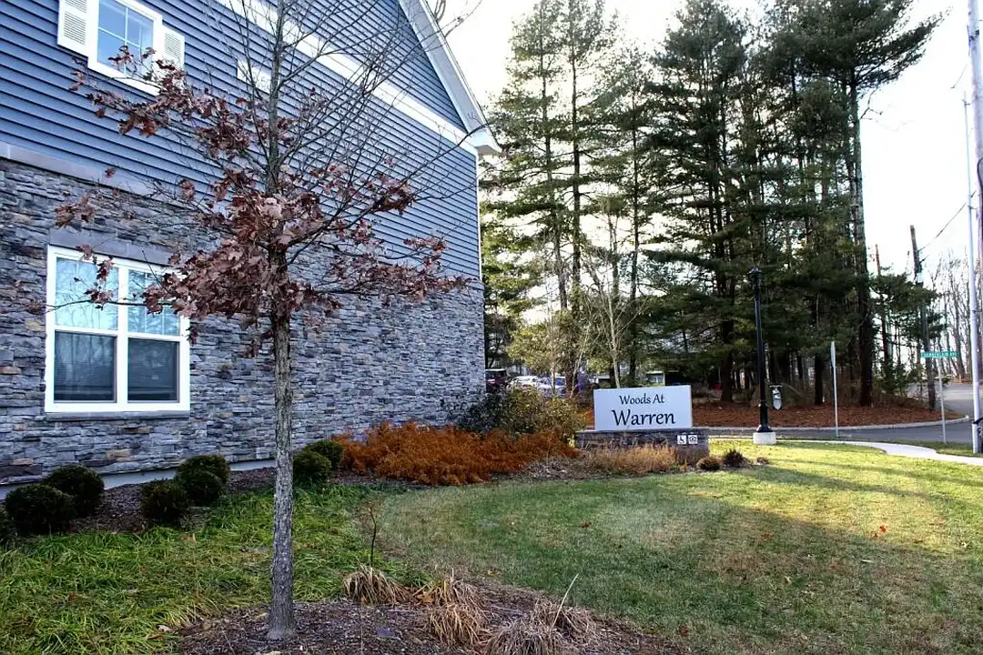 The Woods at Warren - Warren, NJ 07059 | ApartmentGuide.com