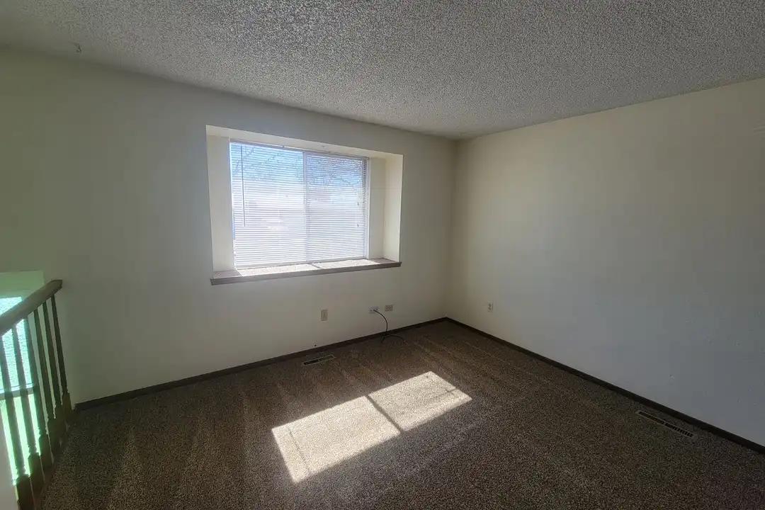 1401 E 16th St unit 1401 East 16th Street - Loveland, CO 80538 ...