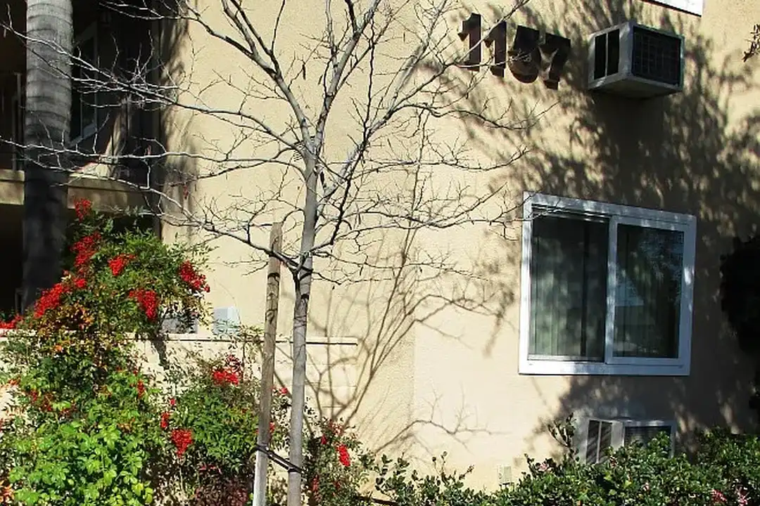 Canyon Garden Apartments - Azusa, CA 91702 | ApartmentGuide.com
