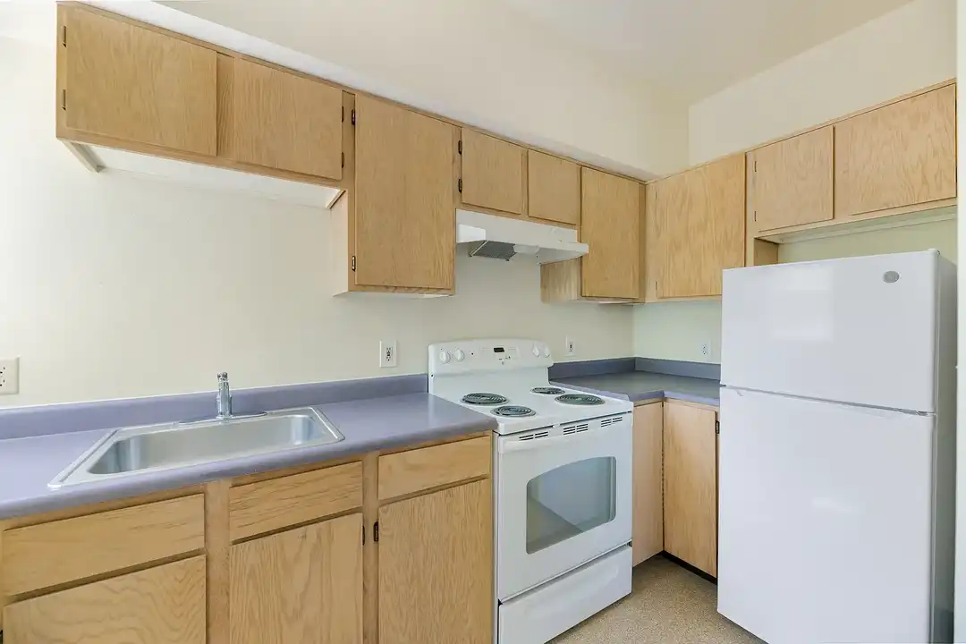 Spruce Park - Seattle, WA 98122 | ApartmentGuide.com