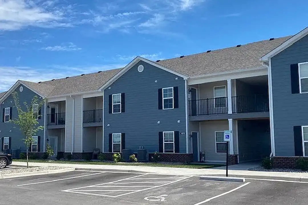 Buckner Pointe - Buckner, KY 40010 | ApartmentGuide.com