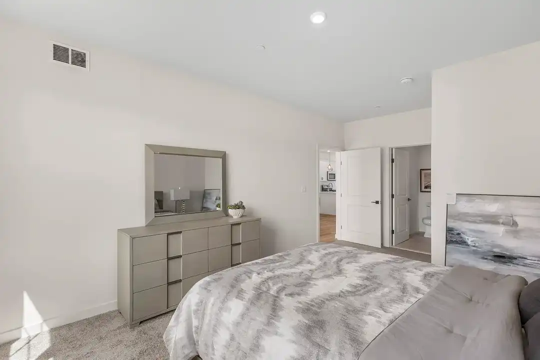 Middle Country Meadows - Selden, NY 11784 | ApartmentGuide.com