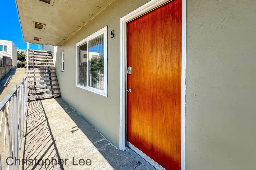 331 Campbell Ave unit 5 - San Francisco, CA 94134 | ApartmentGuide.com