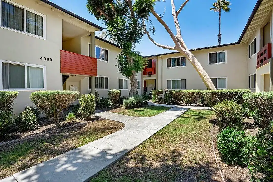 Gloria Homes Apartments - Los Angeles, CA 90016 | ApartmentGuide.com