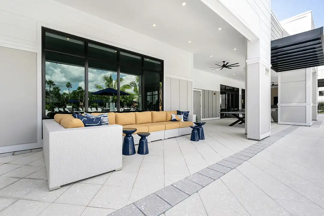 Marquee Square - Tampa, FL 33610 | ApartmentGuide.com