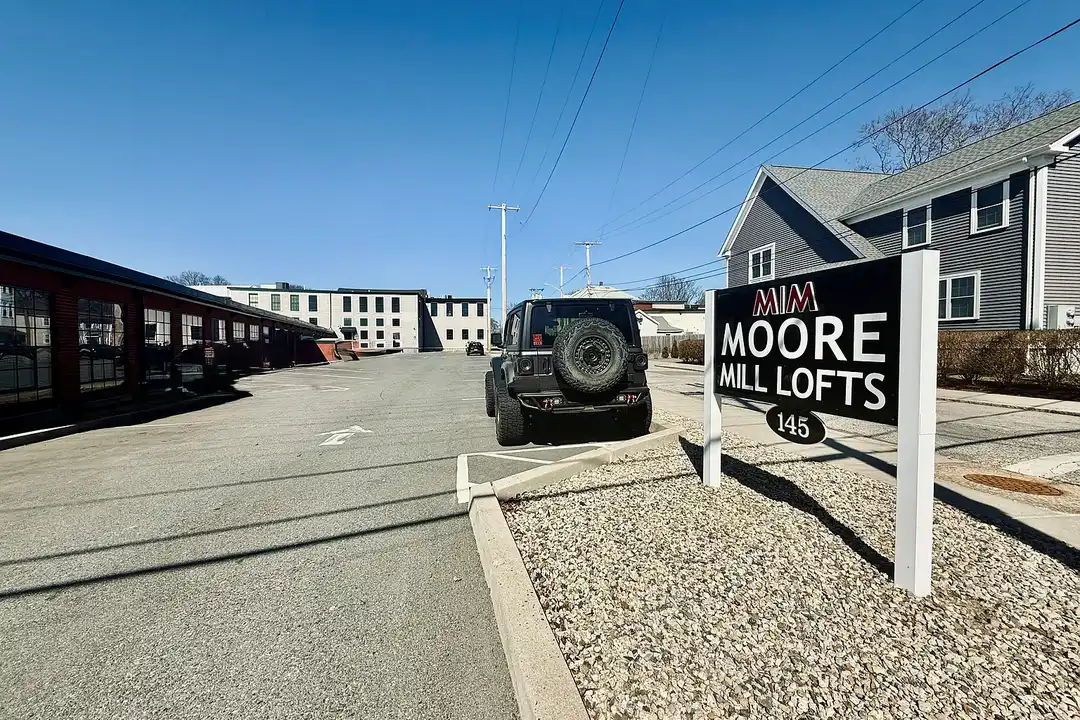Moore Mill Lofts - Pawtucket, RI 02860 | ApartmentGuide.com