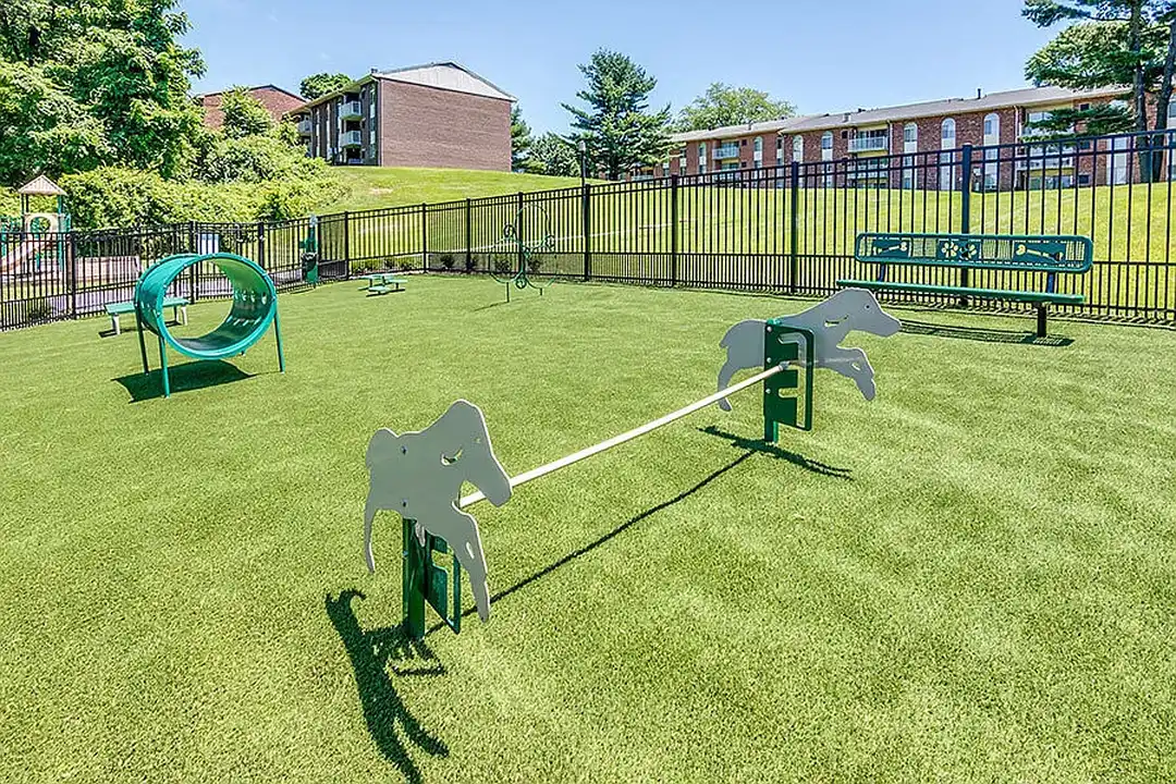 Padonia Village Apartments - Timonium, MD 21093 | ApartmentGuide.com