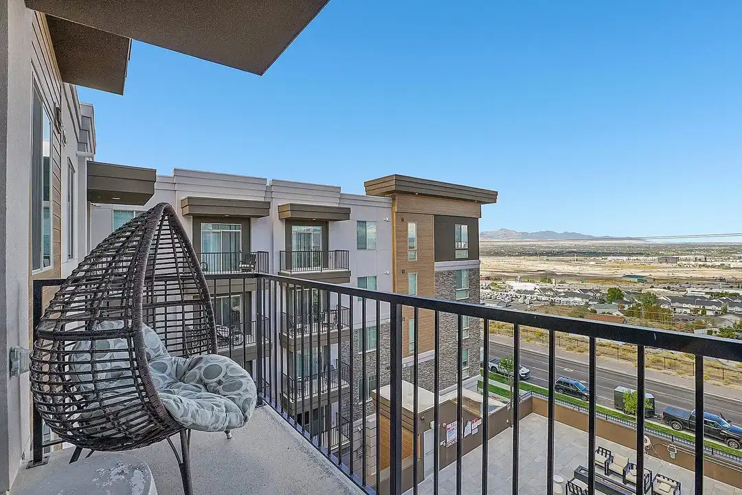Point of View Apartments - Draper, UT 84020 | ApartmentGuide.com