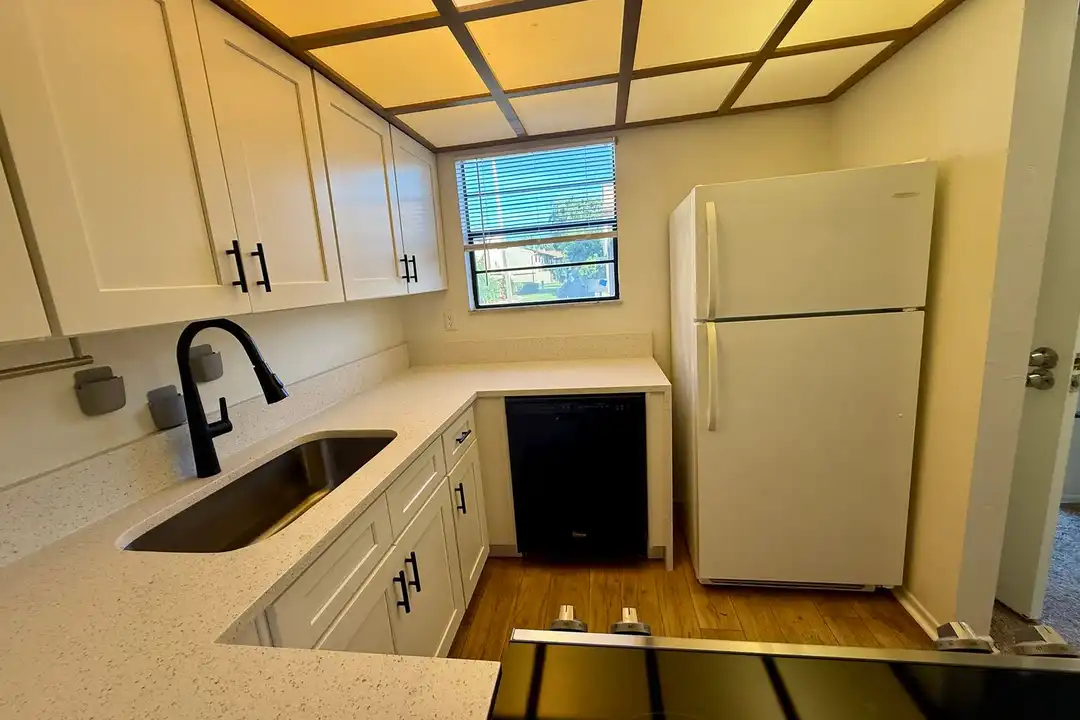 9209 Seminole Blvd unit # 146 - Seminole, FL 33772 | ApartmentGuide.com