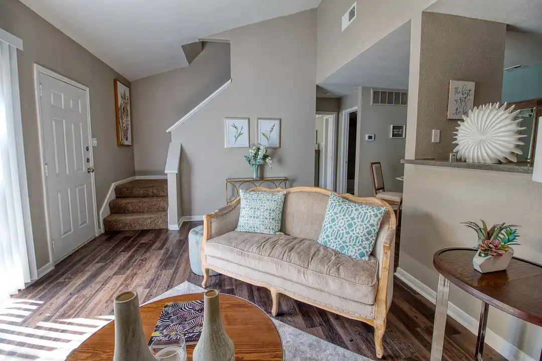 Knoll Crest - San Antonio, TX 78240 | ApartmentGuide.com