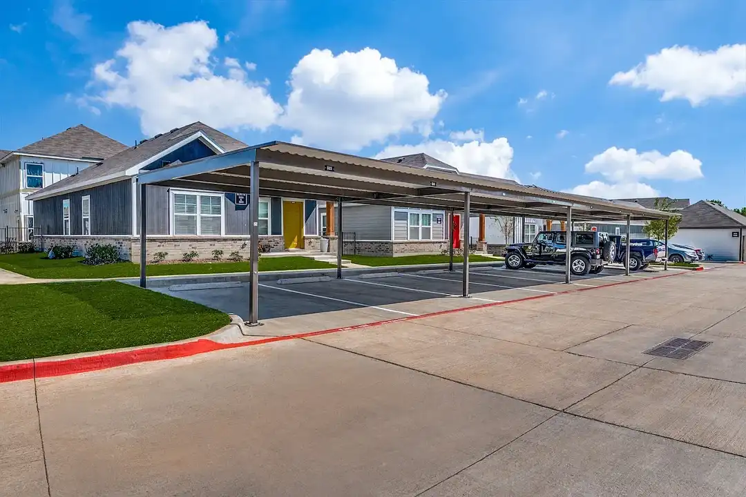 The Cottages at Bell Station - Hurst, TX 76053 | ApartmentGuide.com
