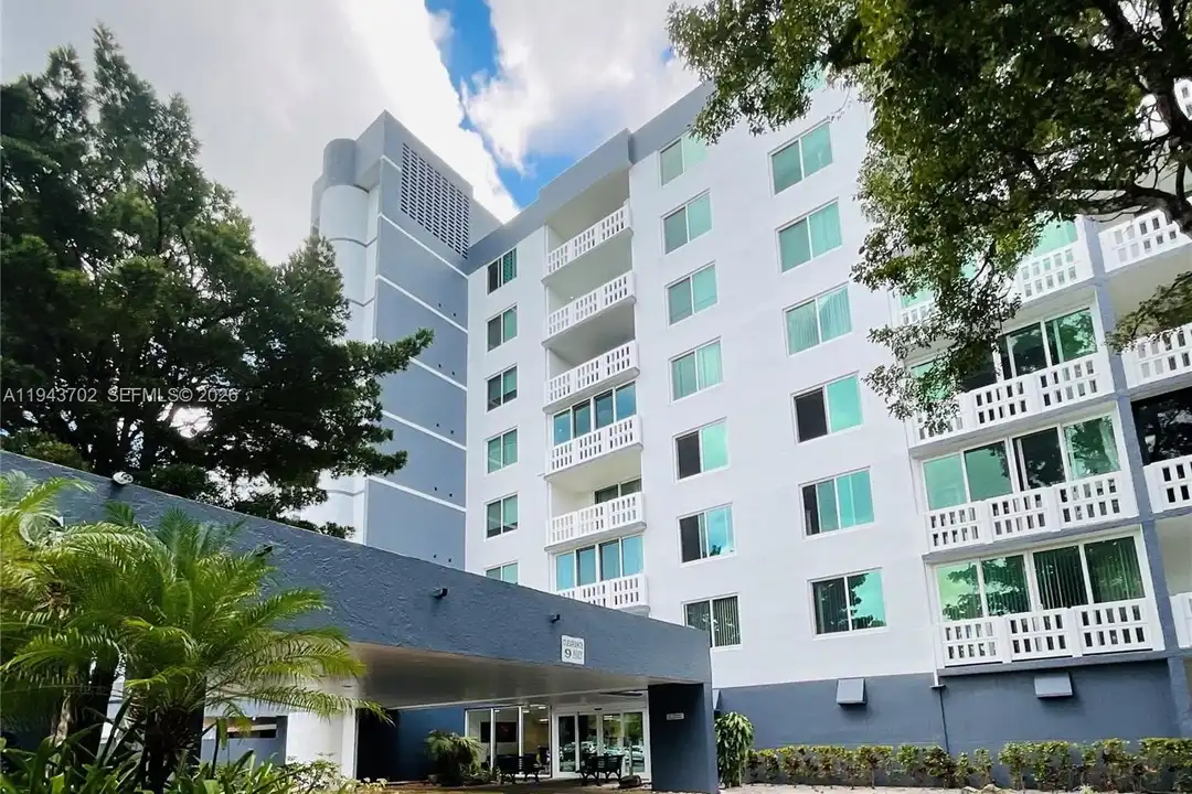 919 Hillcrest Dr #304 - Hollywood, FL 33021 | ApartmentGuide.com