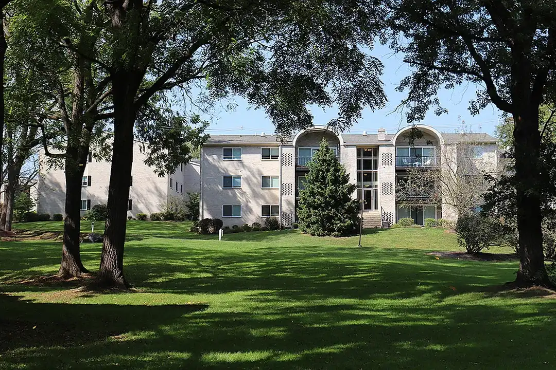 Wynnewood Park Apartments - Wyomissing, PA 19610 | ApartmentGuide.com