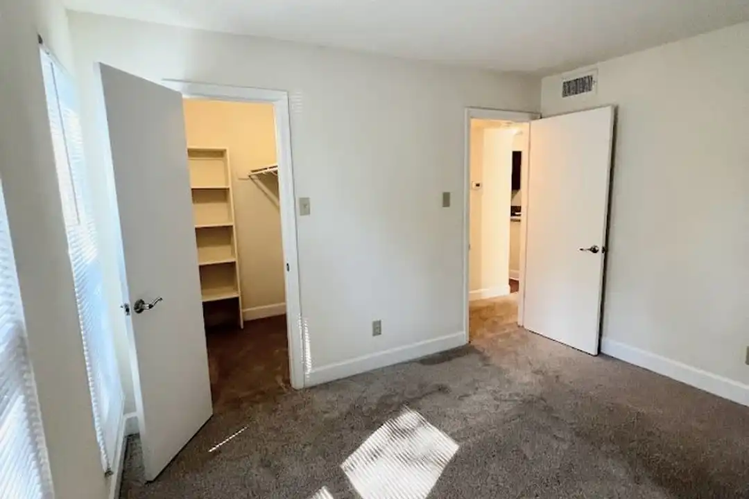 1000 Columbine Dr unit 302 #2C - Frederick, MD 21701 | ApartmentGuide.com